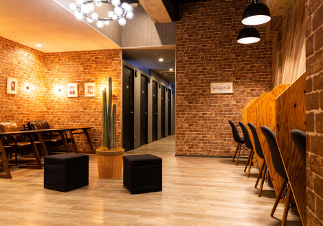 PREMIUM OFFICE KANDAの月額・ドロップイン料金や特徴などを徹底紹介【2021年最新】 | コワーキングスペースナビ